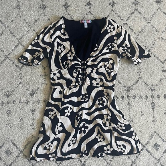 Urban Outfitters | Dresses | The Cutest Funky 7s Pattern Dress From ...